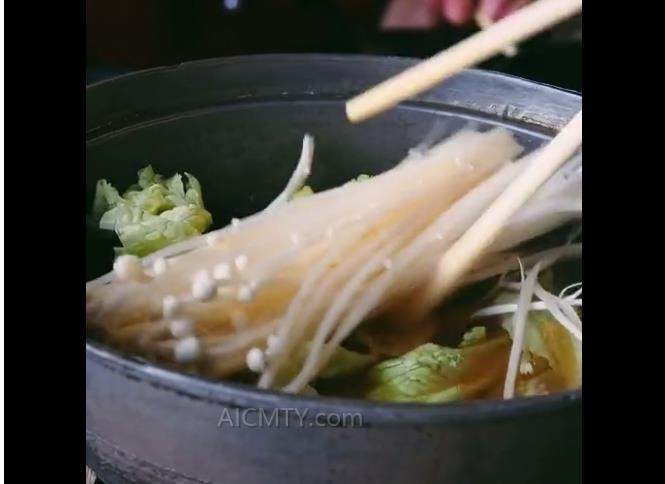 VideoGigaGAN：超分辨率视频模型走红，华人学者Xu yiyan带来新突破 – AICMTY